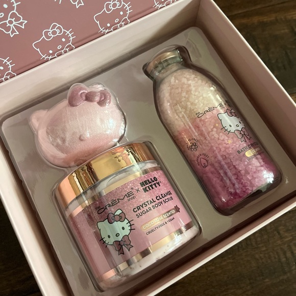 The Crème Shop Bath And Body Hello Kitty Bath Spa Set Poshmark